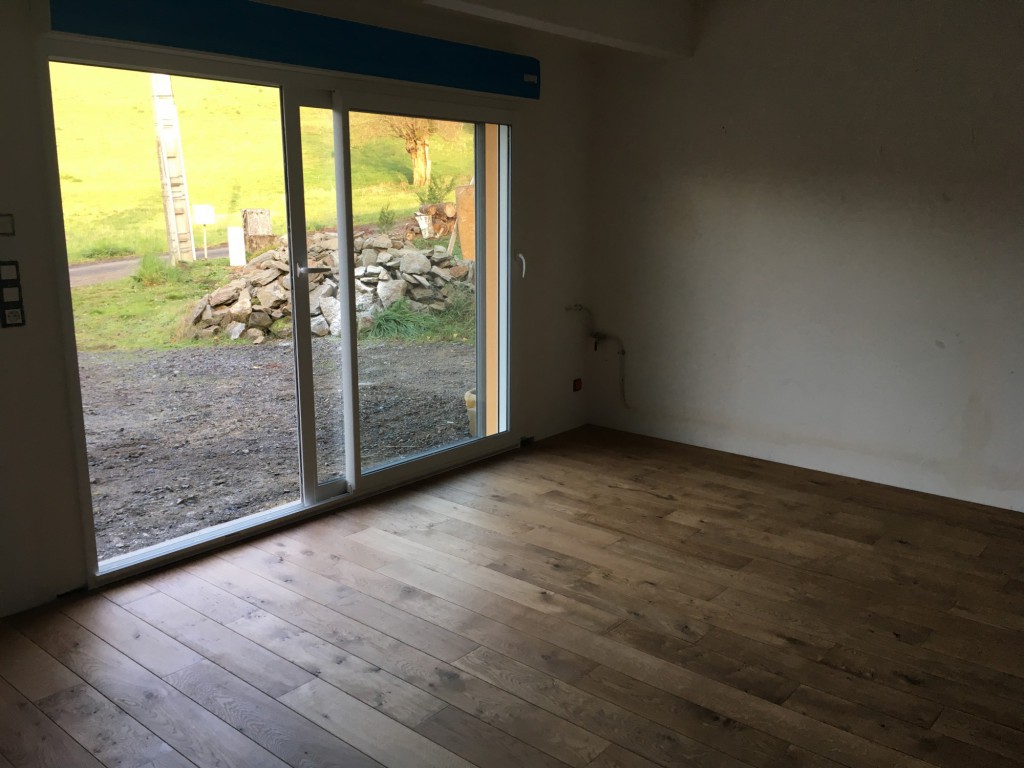 Transformation d’un garage en studio-atelier, par Homedag Design ...